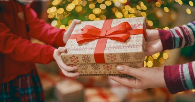 4 Tips for Giving Tuesday - Sharefaith Magazine